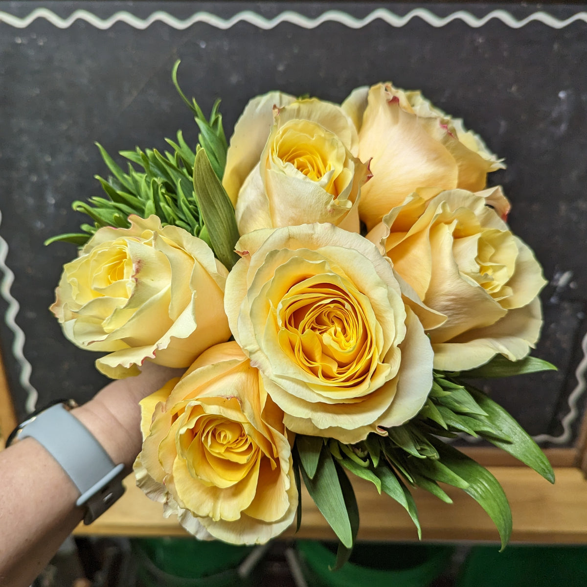 6 stem curiosity garden rose bouquet – artgoodies - vintagegoodies ...