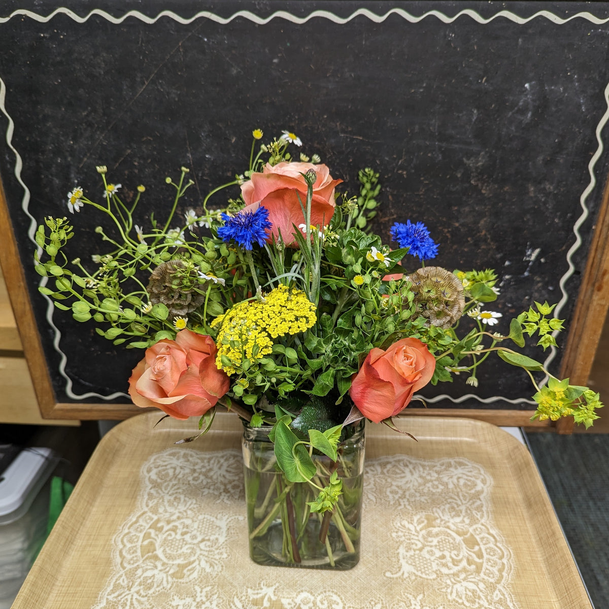 Kahala Garden Rose arrangement – artgoodies - vintagegoodies ...