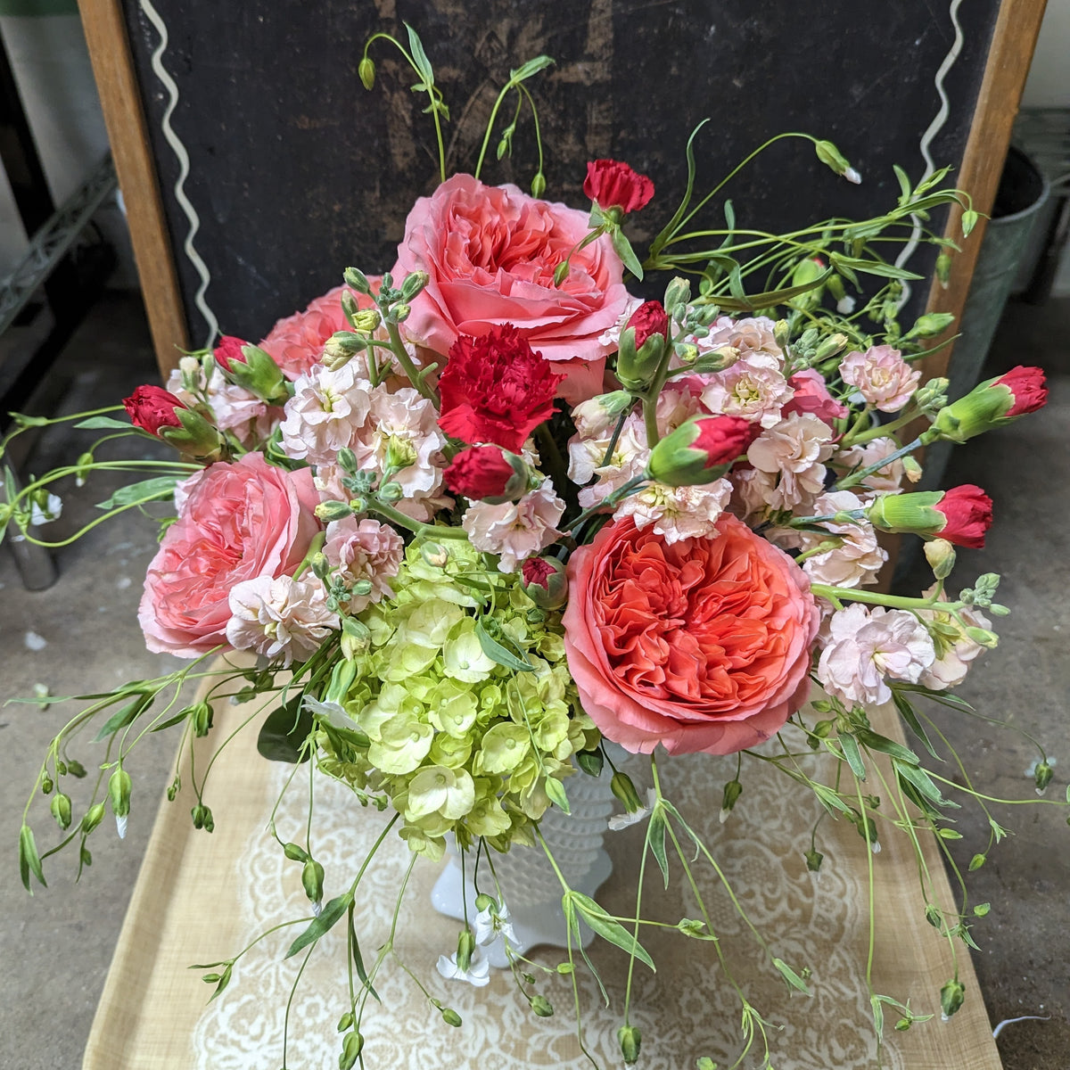 Valentine arrangement vintage milk glass – artgoodies - vintagegoodies ...